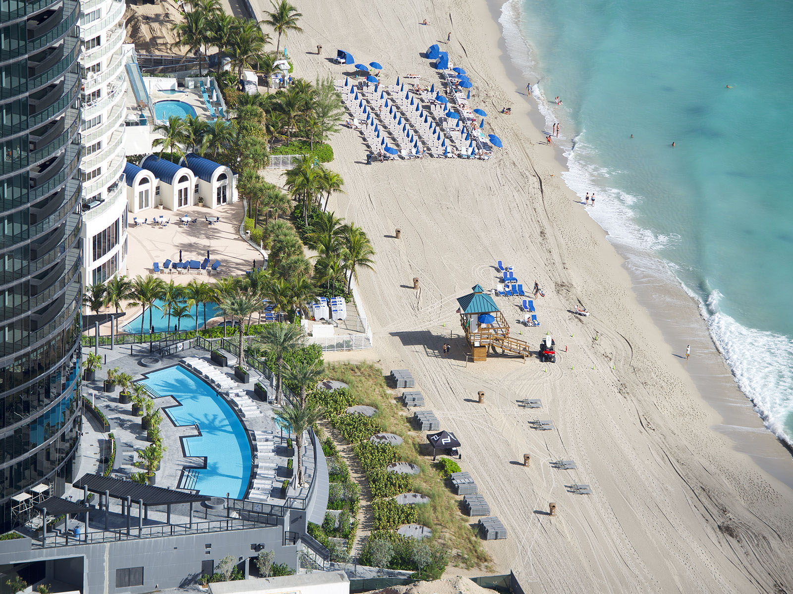 Messi residirá en la lujosa Porsche Design Tower - Property Journal